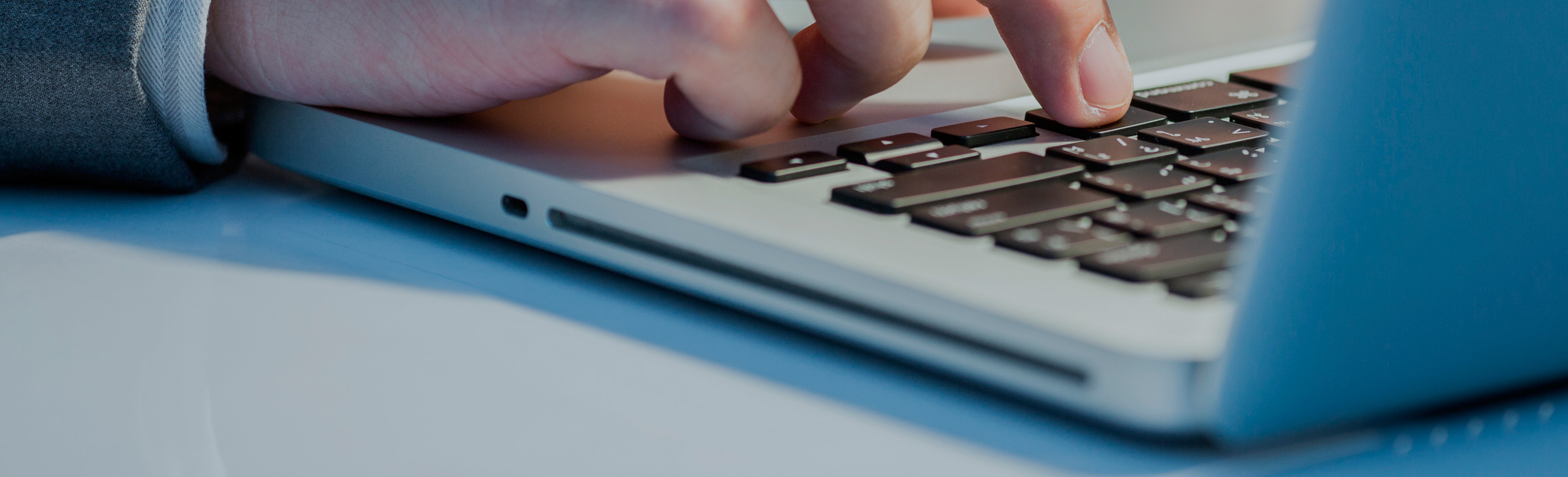 Contact - Suttle-Straus