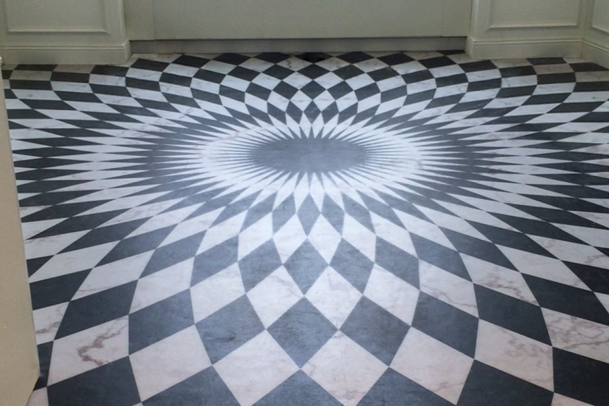 Floor graphics